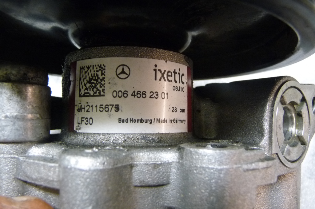Mercedes Benz GLK Power Steering Pump A 0064662301 OEM OE | LA Global Parts