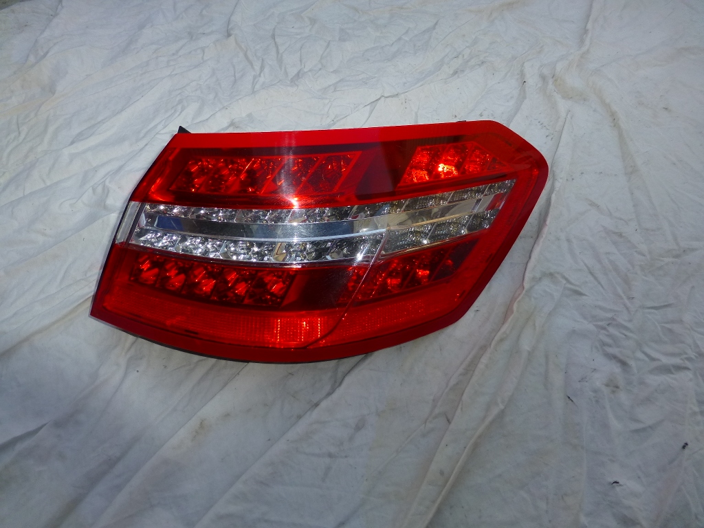 Mercedes Benz E Class W212 Rear Right Outer Taillight Light Lamp A ...