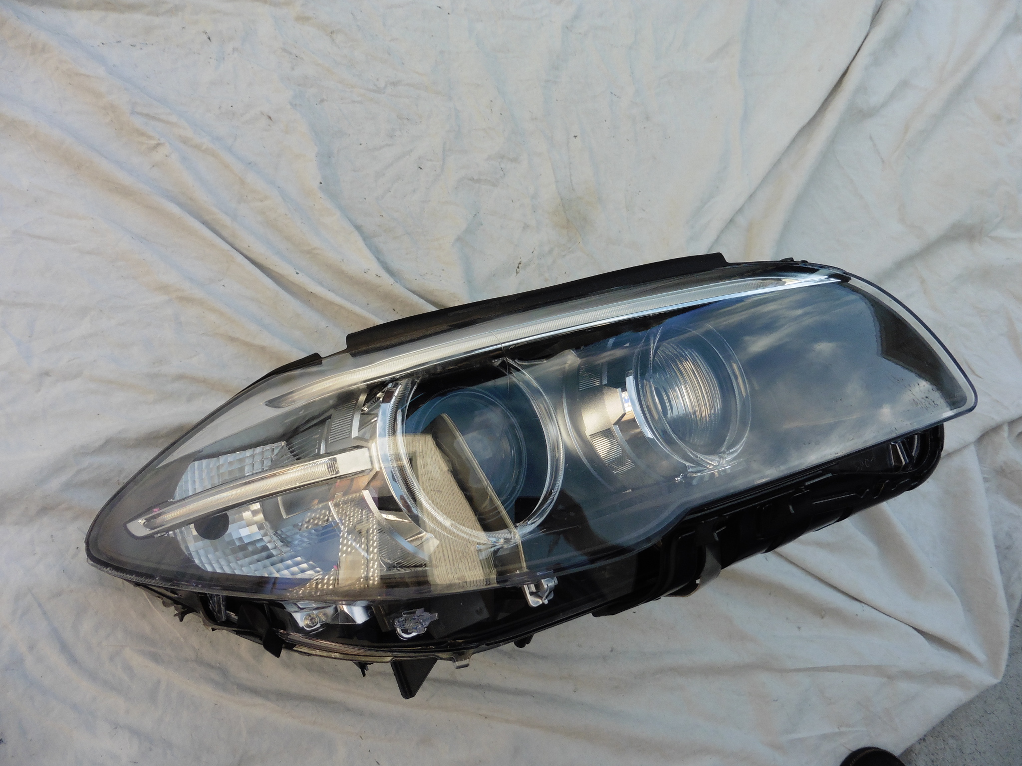 BMW 5 Series F10 Sedan Right Passenger HID Xenon Headlight Headlamp ...