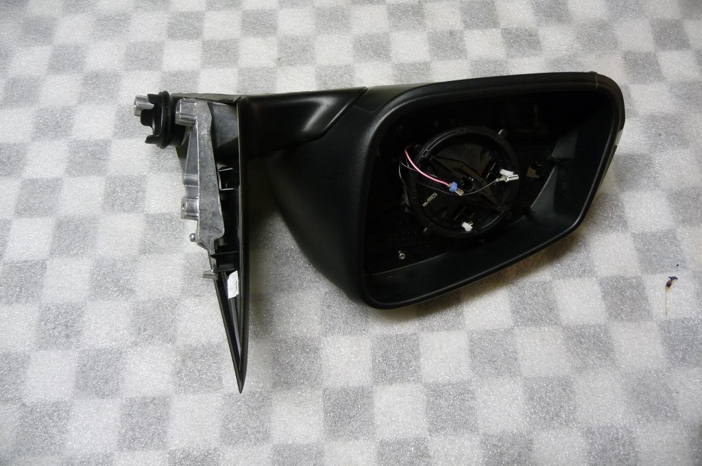 BMW 3 Series Front Left Outside Mirror Assy Heated w/o Glass ...