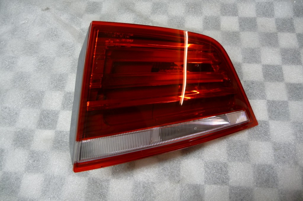 BMW X3 Rear Right in Trunk Lid Taillight Tail Lamp Inner Part ...