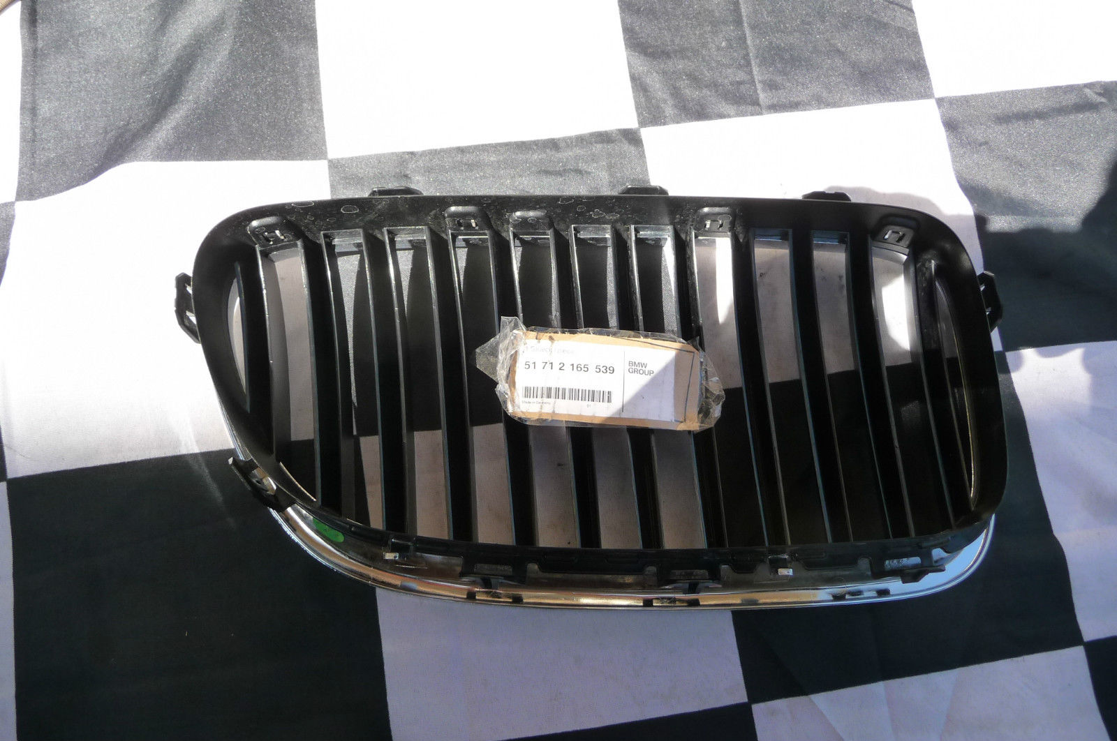 BMW 5 Series Trim Grill Grille Black Left 51712165539 OEM OE | LA ...