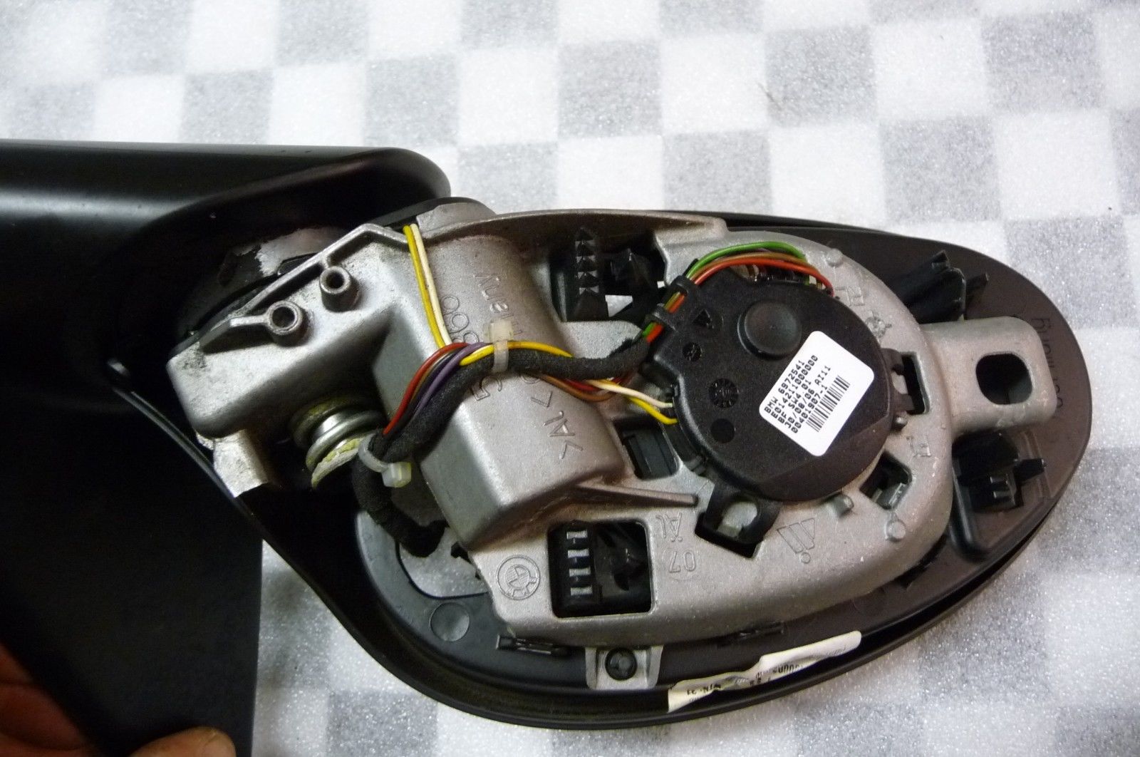 BMW 3 Series Right Outside Fold In Heated Mirror w/o Glass 51167189978 ...