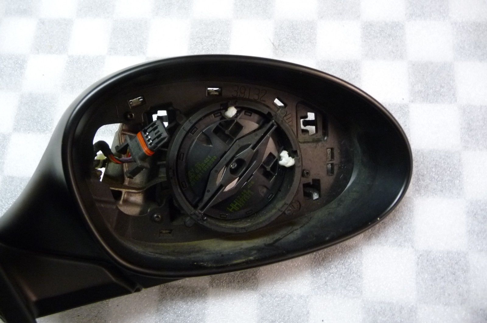 BMW 3 Series Right Outside Fold In Heated Mirror w/o Glass 51167189978 ...