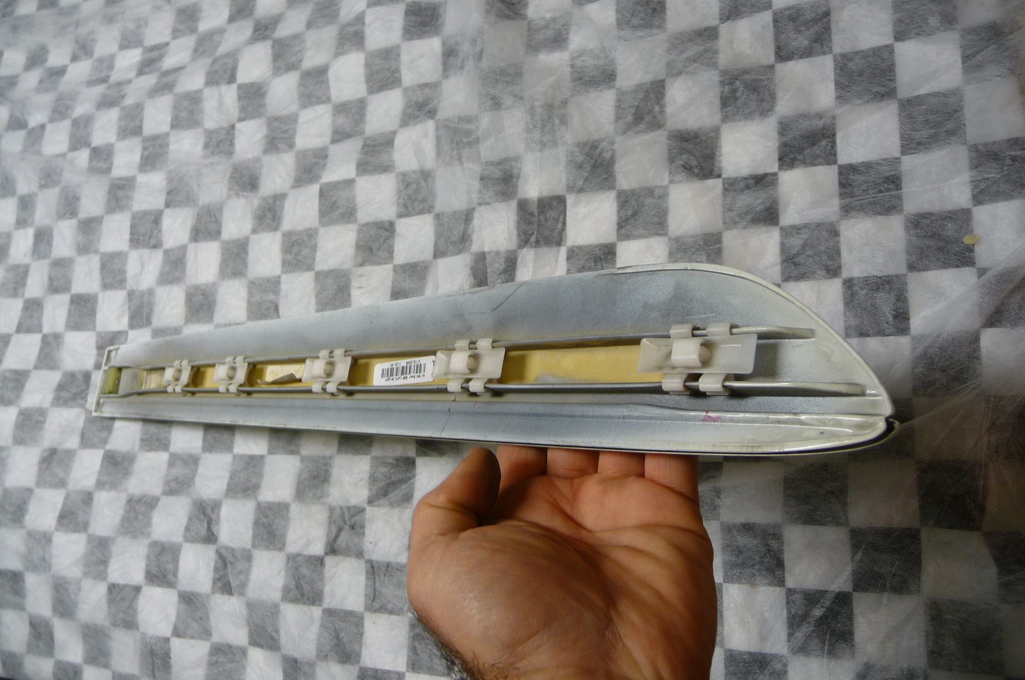 Mercedes Benz W164 Rear Left Driver side Door Trim Moulding Ledge ...