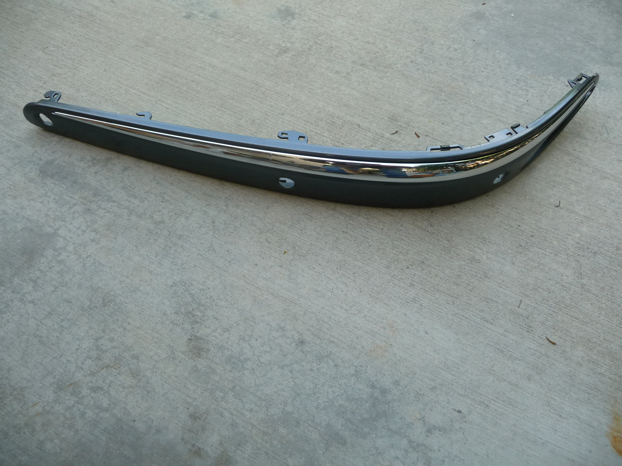 Mercedes Benz W211 E-Class Front Left Bumper Protective Strip ...