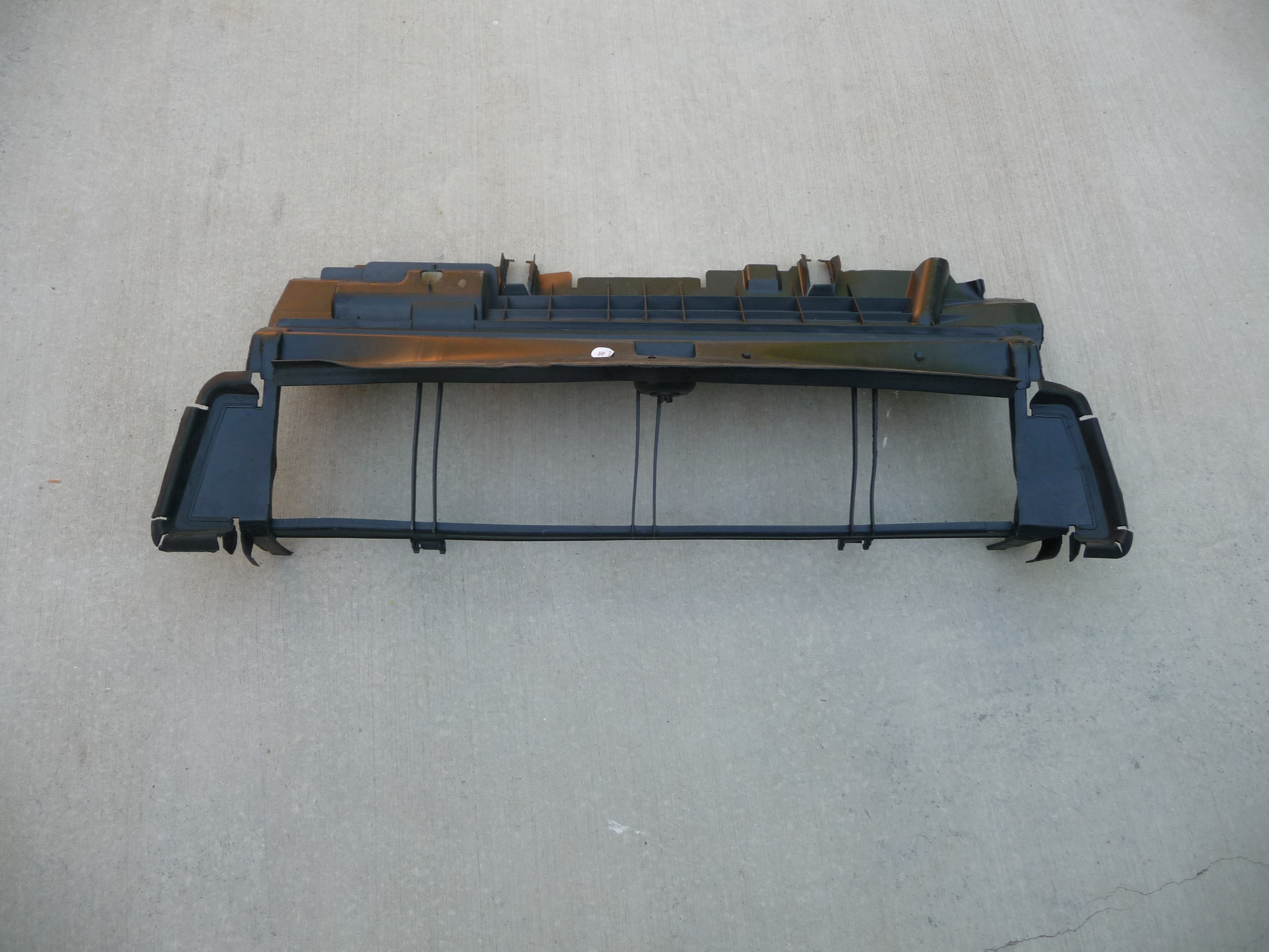 Mercedes Benz W204 C250 Front Radiator Lower Baffle 2045053430 OEM OE ...