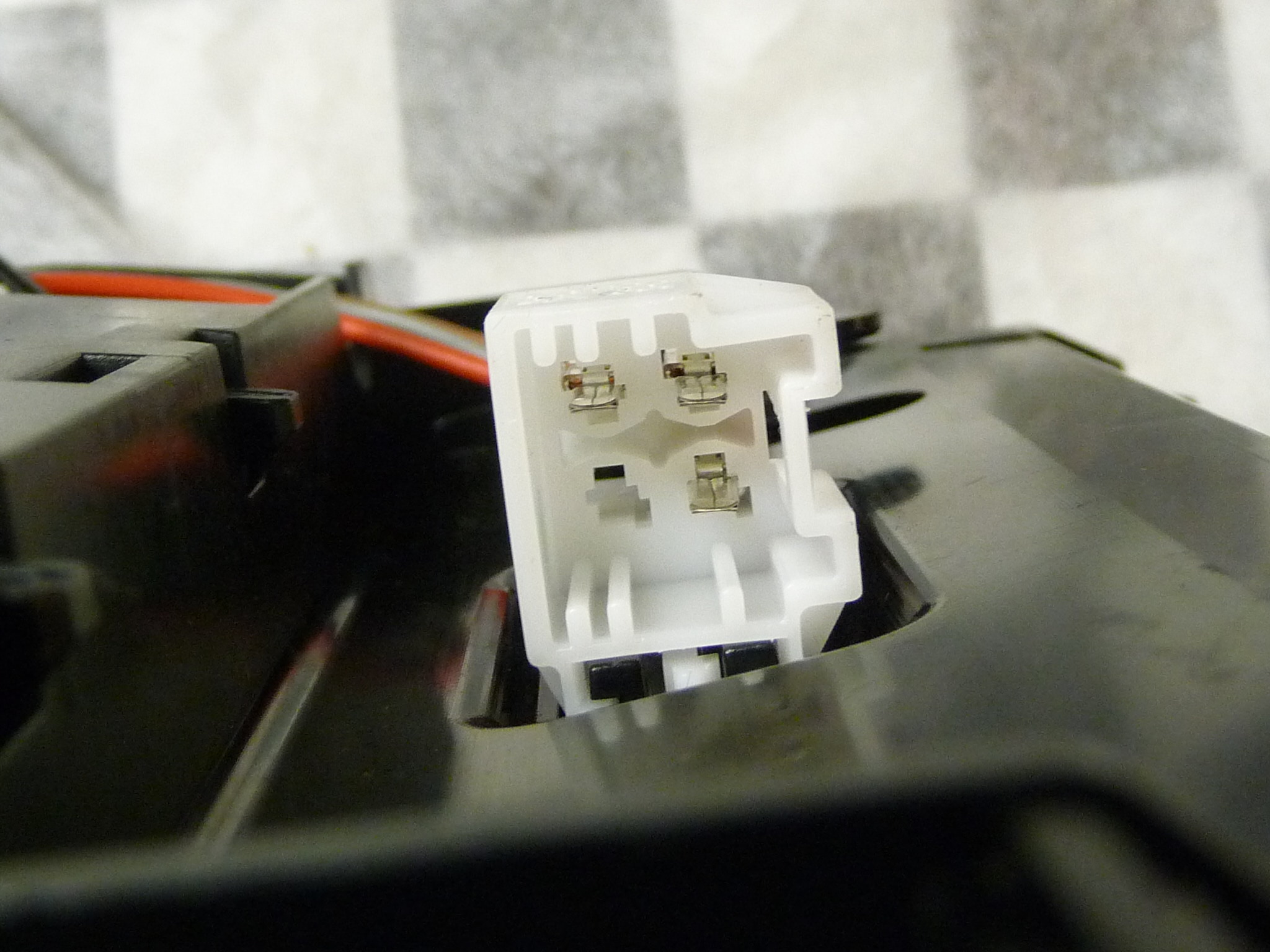 Mercedes Benz W212 E-Class Ash Tray Storage Compartment Assy ...