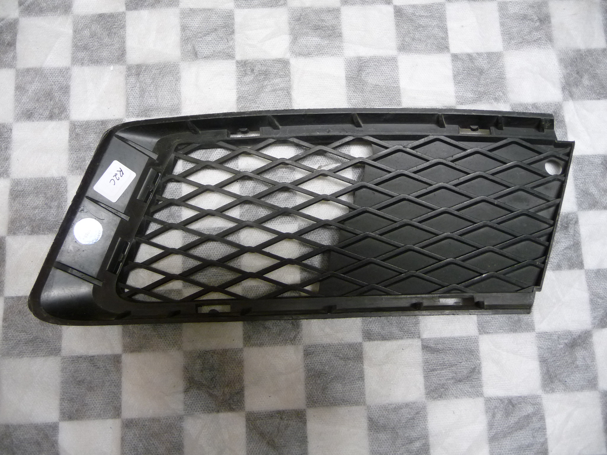 BMW 3 Series E92 E93 Front Bumper Left Partially Open Grid 51117154719 ...