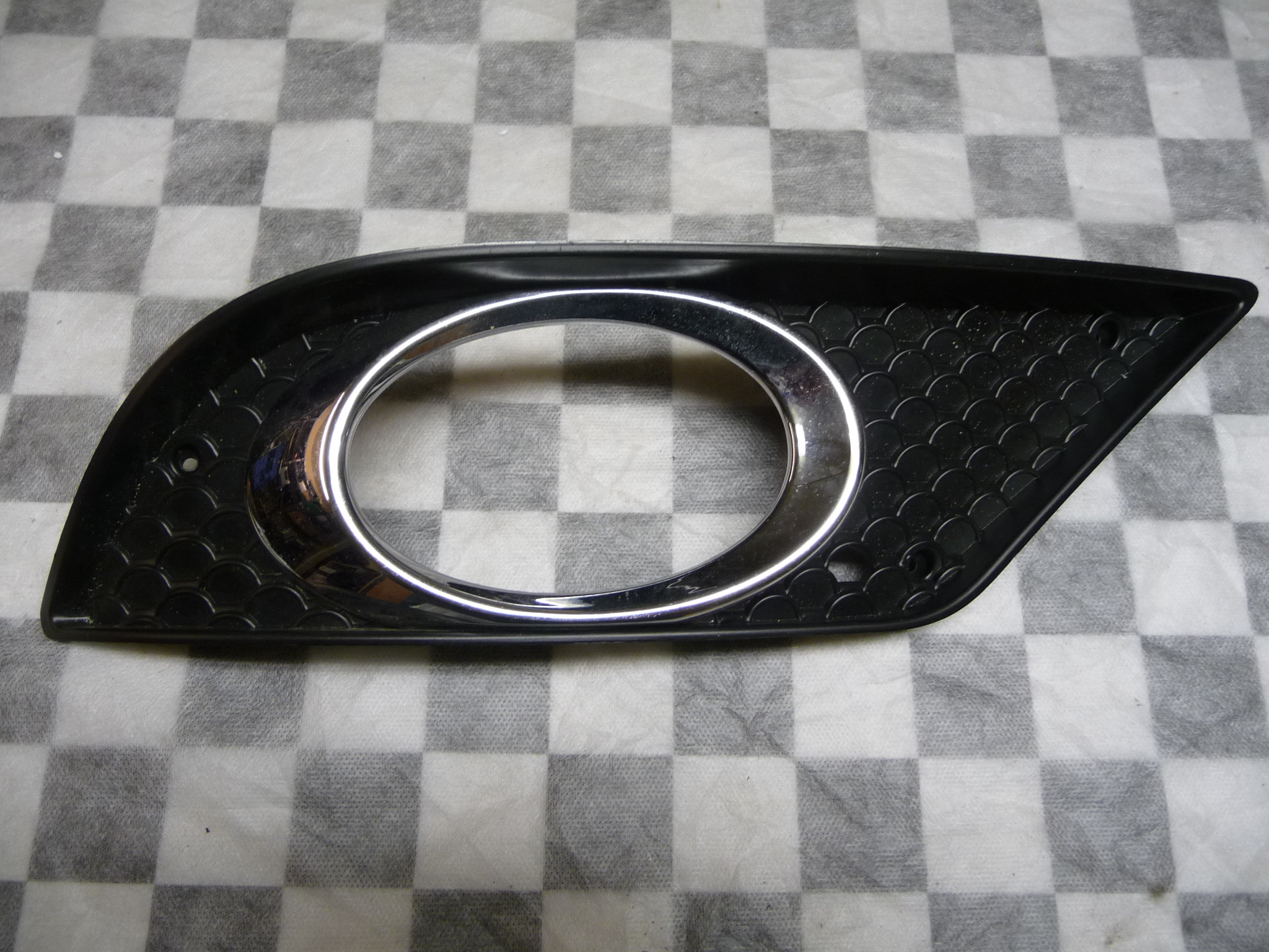 Mercedes Benz W211 E-Class Front Bumper Cover Grille Right A2118851653 ...