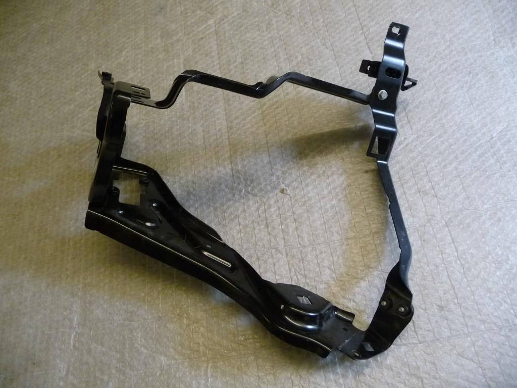 Mercedes Benz C Front Left Headlight Lighting Unit Frame Carrier A ...