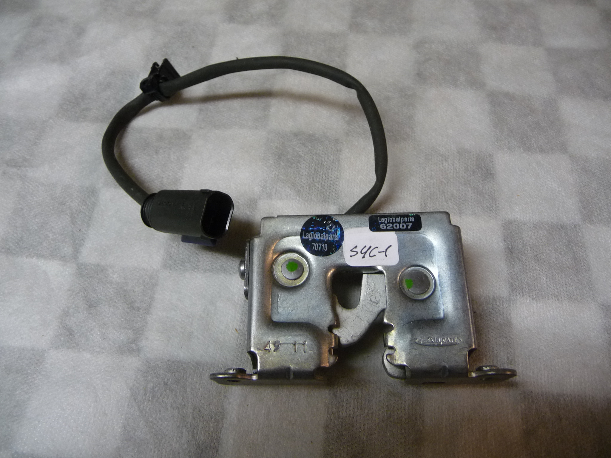 BMW X5 X6 Front Engine Hood Latch Lock 51237178753 OEM OE | LA Global Parts