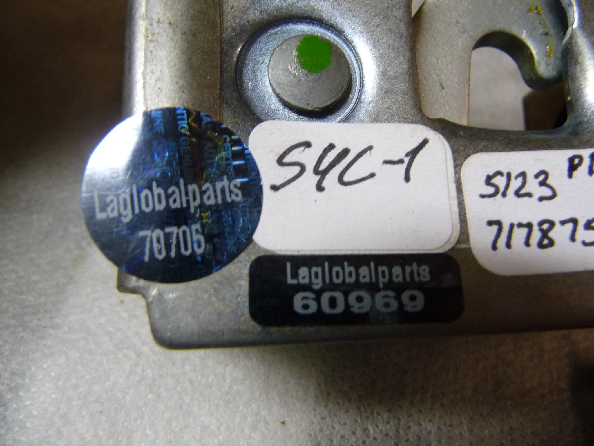 BMW X5 X6 Front Engine Hood Latch Lock 51237178753 OEM OE | LA Global Parts