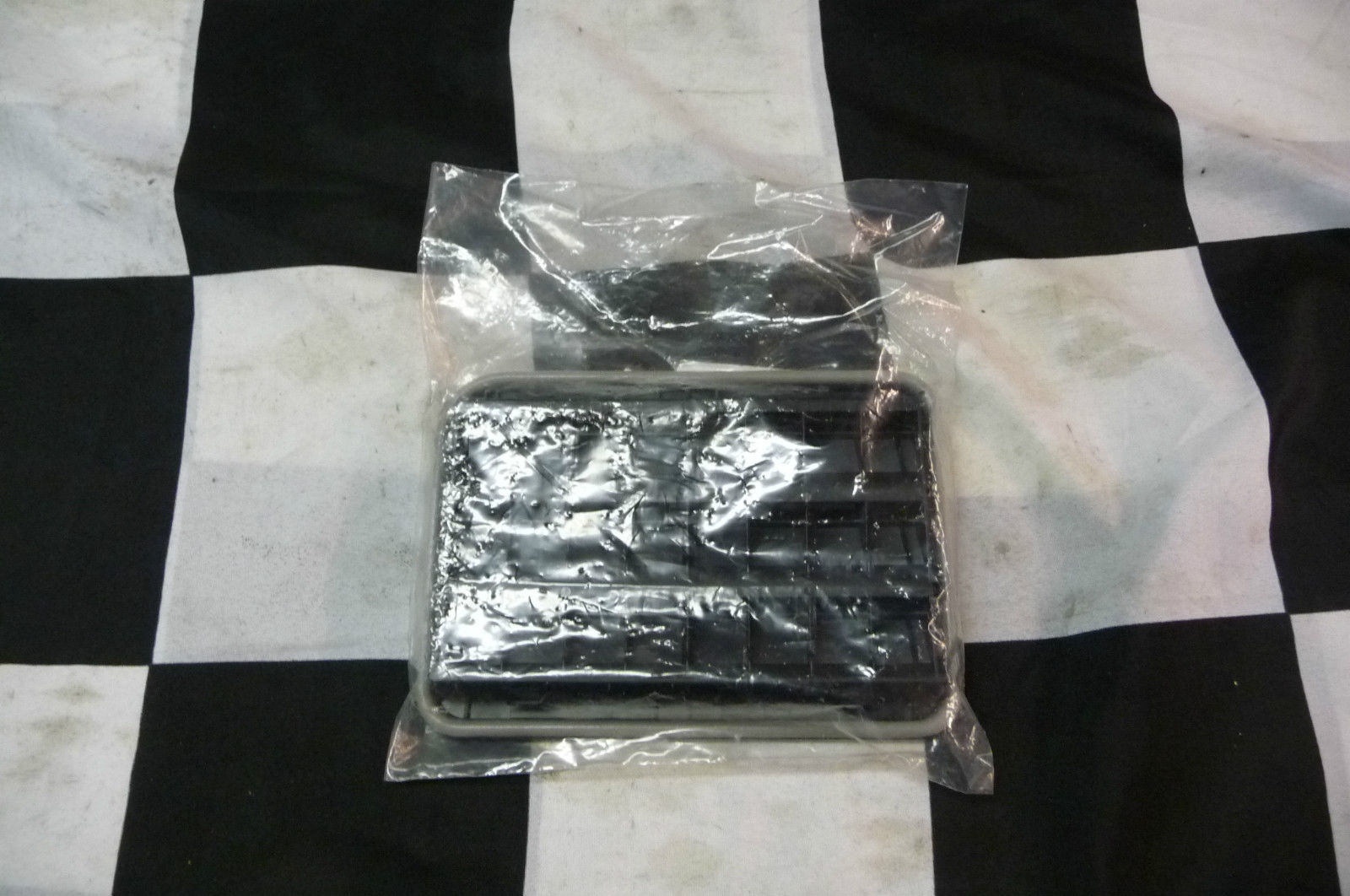 BMW 3 Series Rear Ventilation Air Duct 64229176945 OEM | LA Global Parts