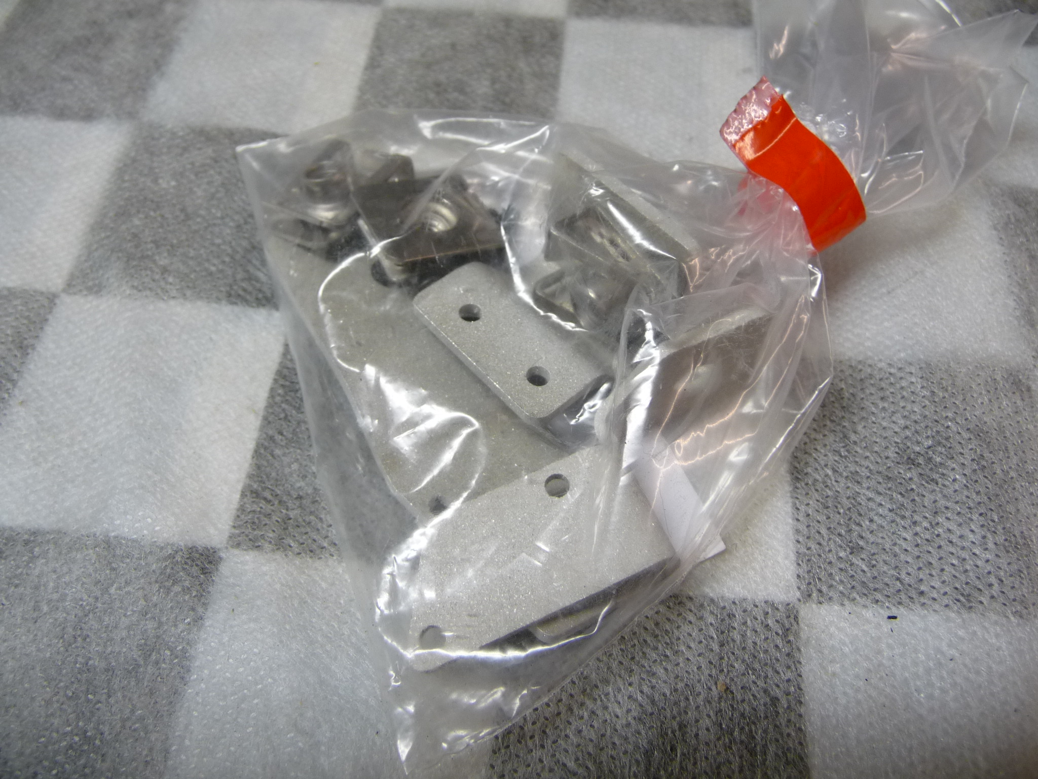 BMW 7 Series F01 F02 Front Right Headlight Bracket Repair Kit ...