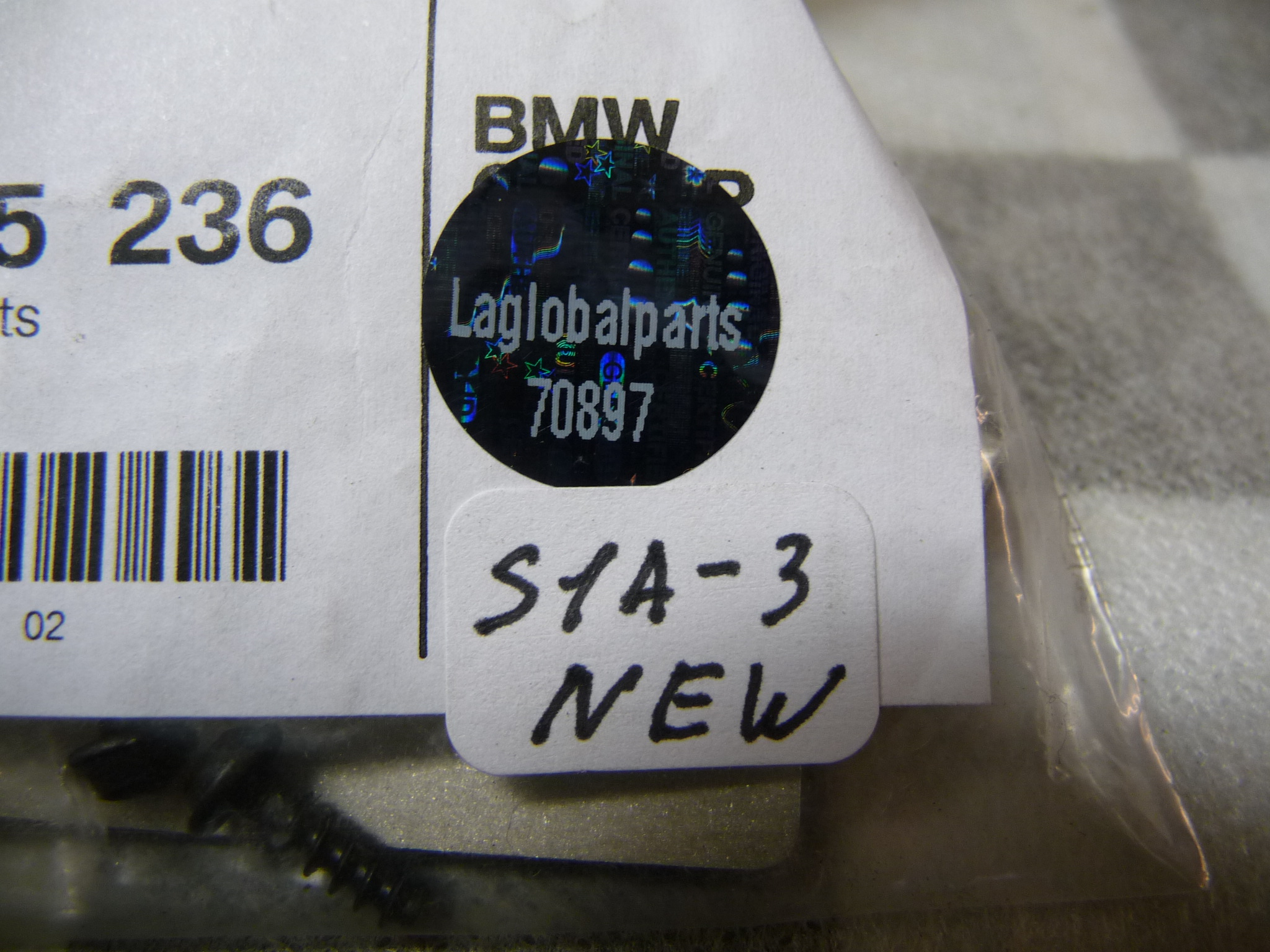 BMW 7 Series F01 F02 Front Right Headlight Bracket Repair Kit ...