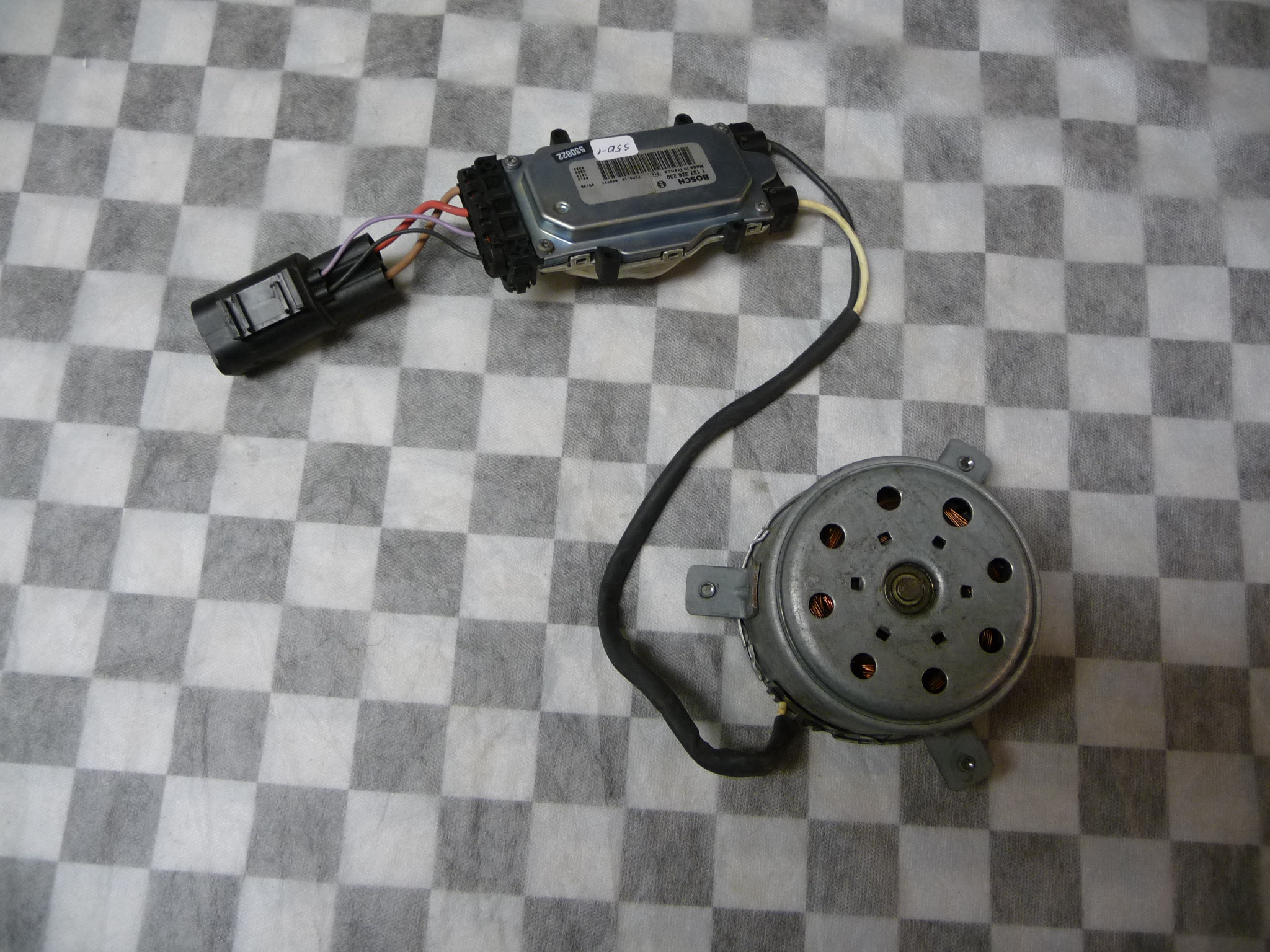 Mercedes Benz C350 Engine Cooling Fan Motor 1137328230 OEM OE | LA ...