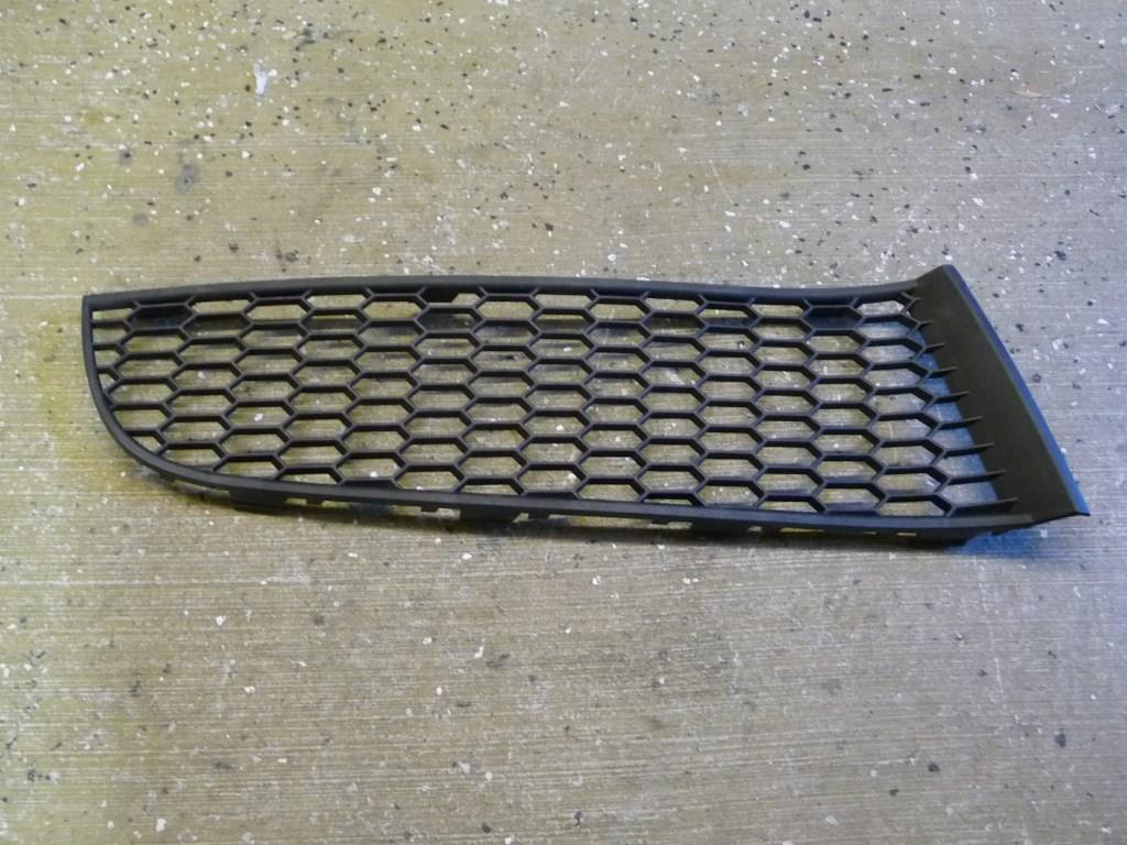 BMW 7 Series F01 F02 Front Bumper Lower Open Grille Right 51117903674 ...