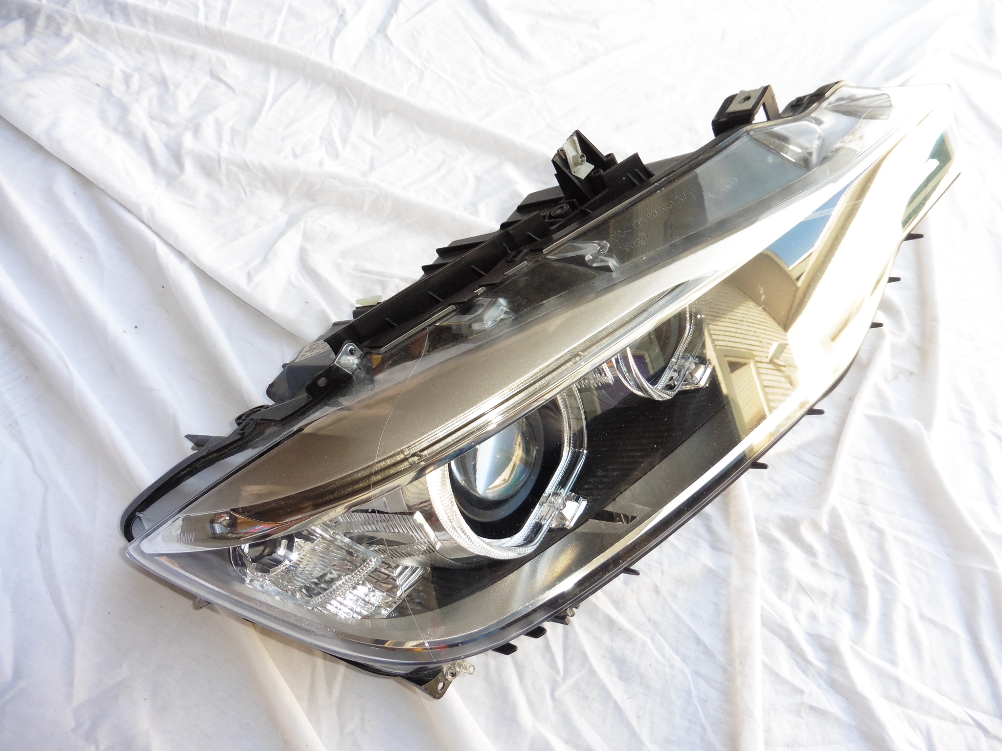 BMW 3 Series E30 Front Right Passenger Headlight Bi-Xenon Adaptive ...