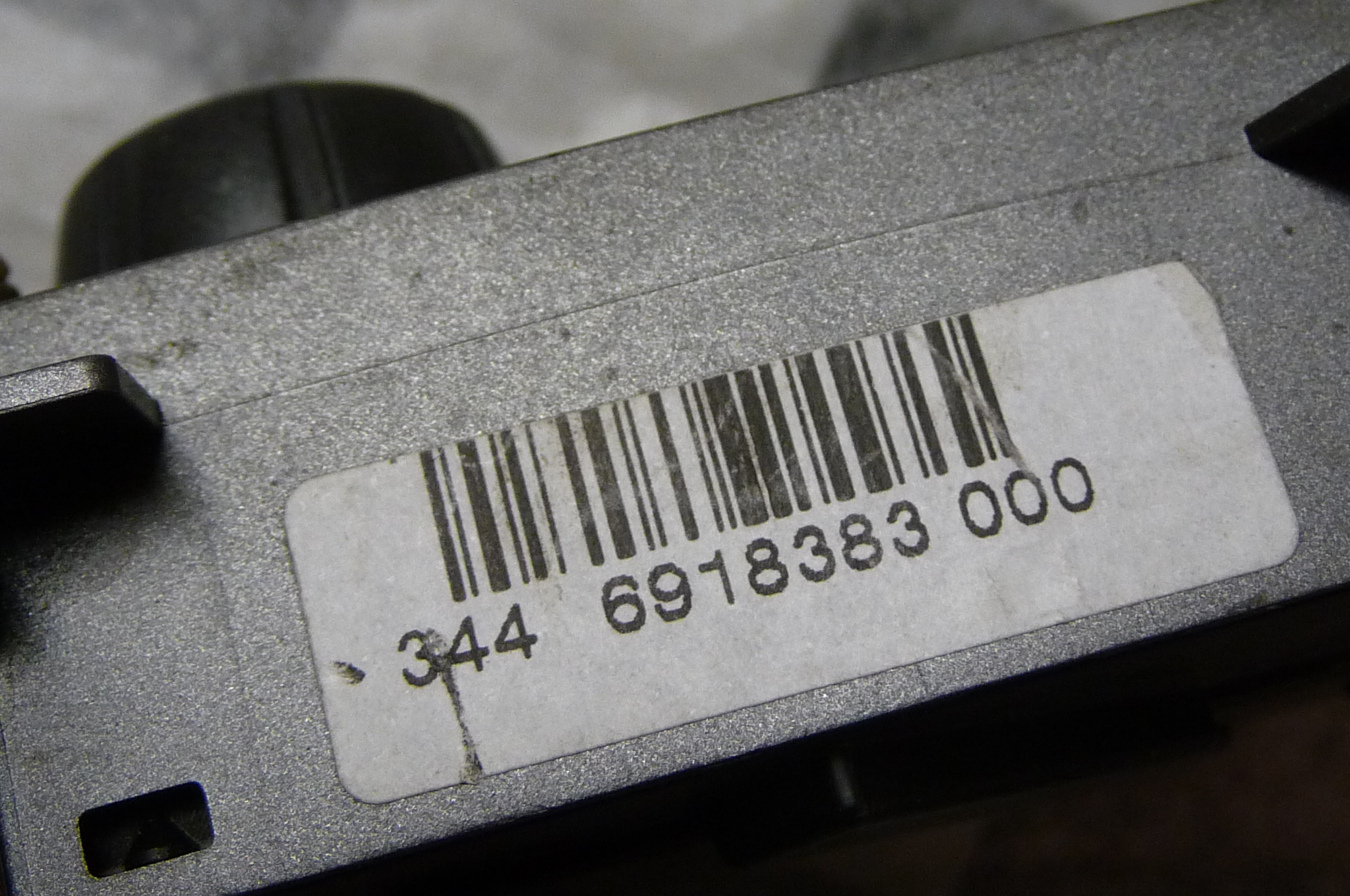 BMW 7 Series E65 E66 Front Right Seat Adjustment Switch 61316918383 OEM ...