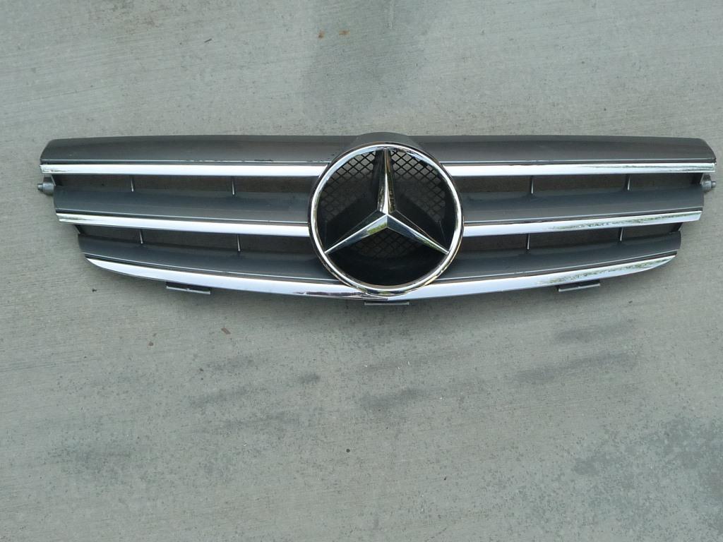 Mercedes Benz Coupe Grille w/o Proximity CLK 63 CLK350 CLK550 ...