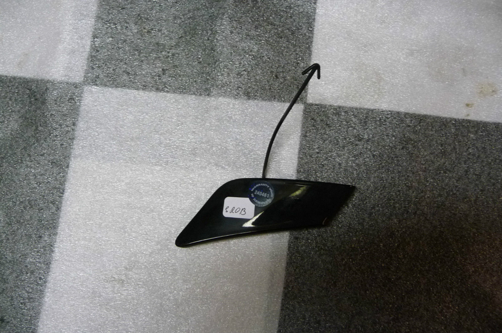 Mercedes Benz S-Class Front Bumper Right Screw Flap Cover 2218850622 ...