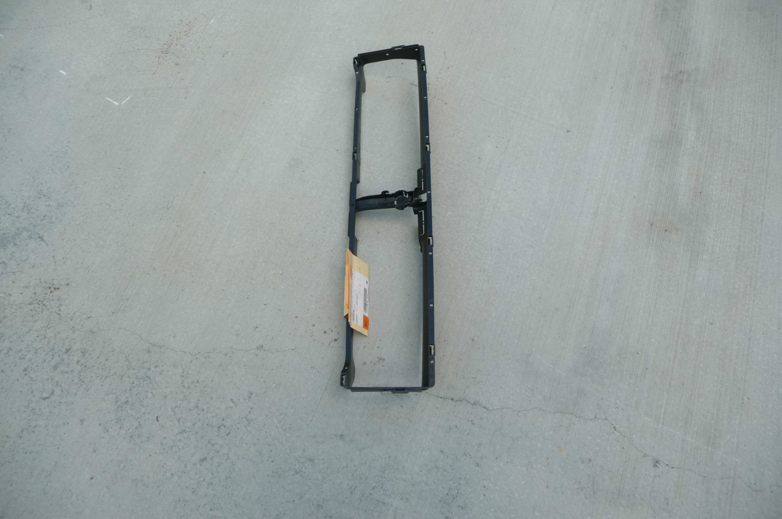 BMW 5 Series Air Duct Front Bottom 51748049708 OEM OE | LA Global Parts