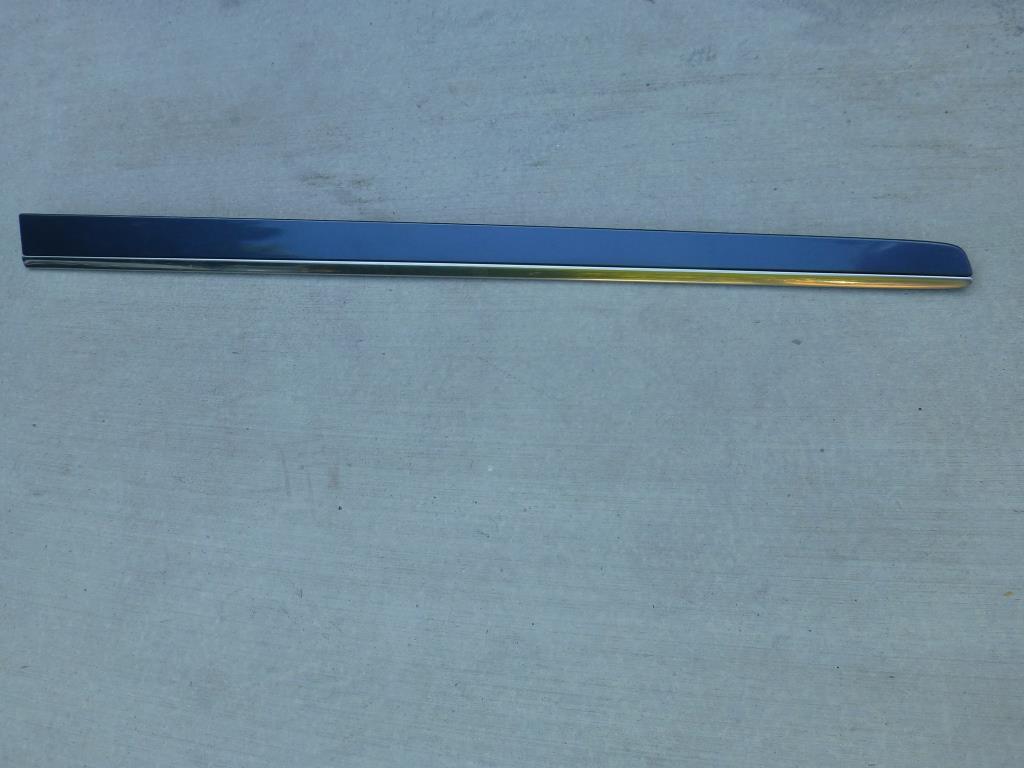 Mercedes Benz ML Class Front Left Driver Door Trim Molding A1646905162 ...