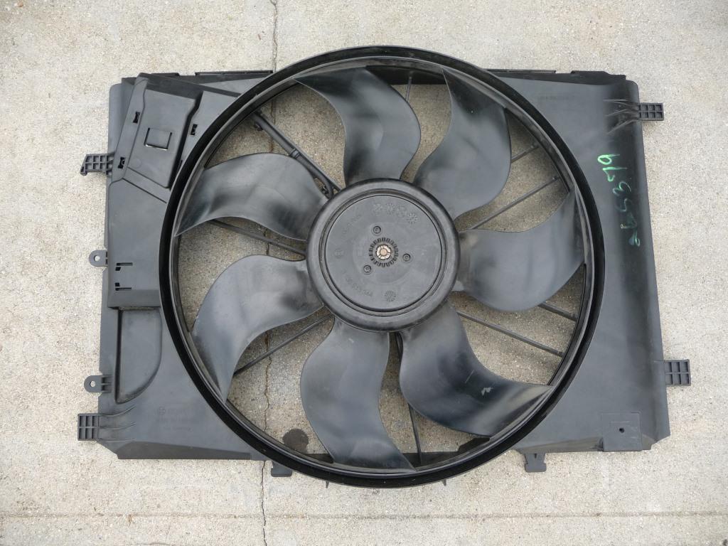 Mercedes Benz W204 C Class Radiator Cooling Fan Assembly A2049064702 ...