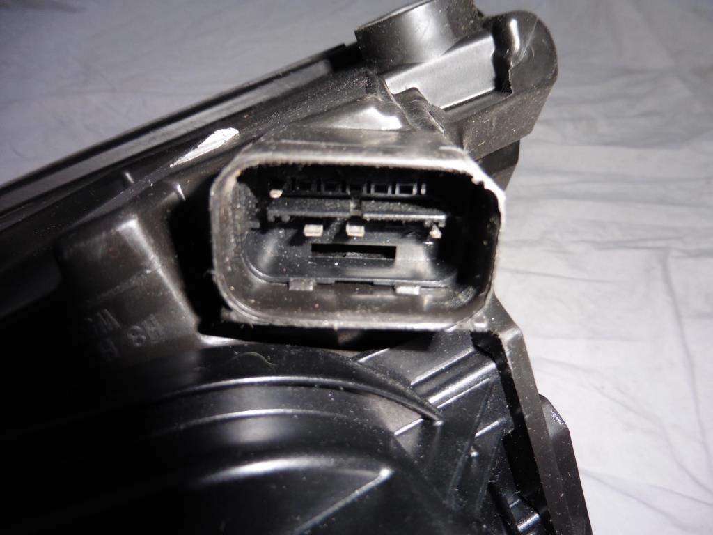 BMW X1 Front Right Halogen Headlight Light Lamp 63117290238 OEM OE | LA ...