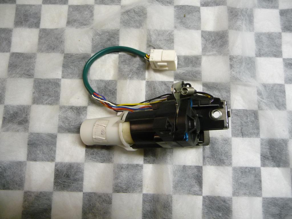 Maserati Quattroporte Trunk Hood Bonnet Lock 67826200 OEM A1 | LA ...
