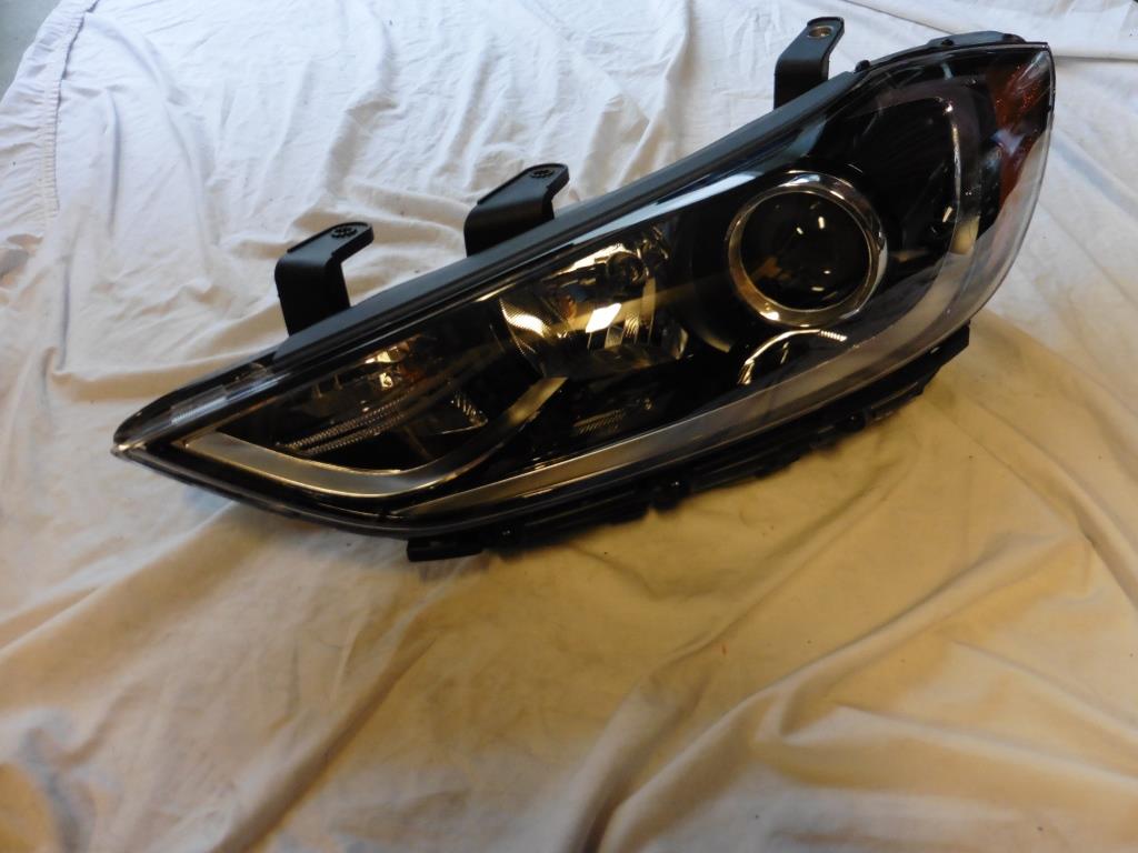 2017 Hyundai Elantra Front Left Driver Side Head Light Headlight 92101 ...