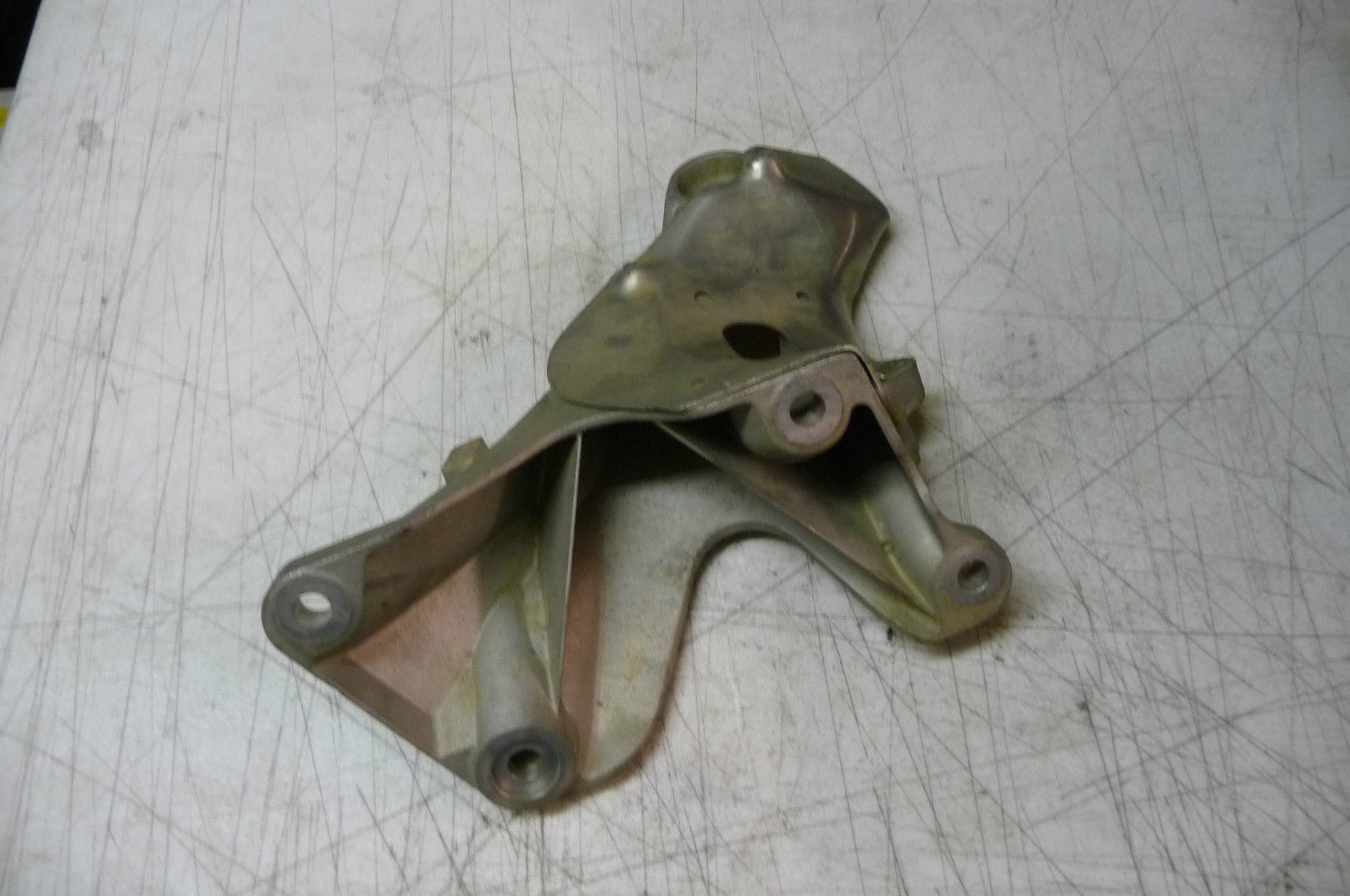 BMW 3 Series Engine Mount Support Right Passenger Side Bracket ...