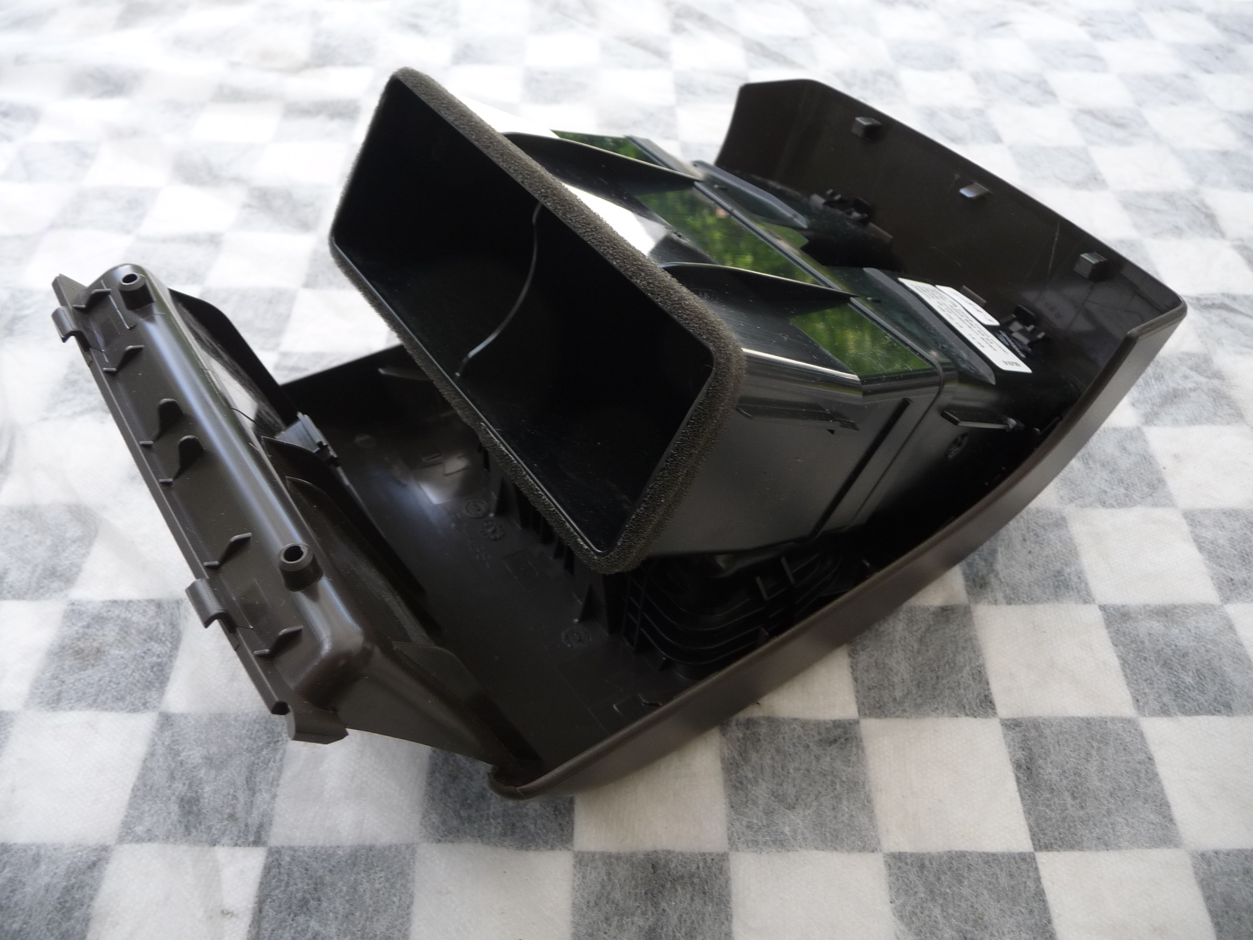 Mercedes Benz X204 GLK350 Center Console Rear Air Vent A2048304354 8N85 ...