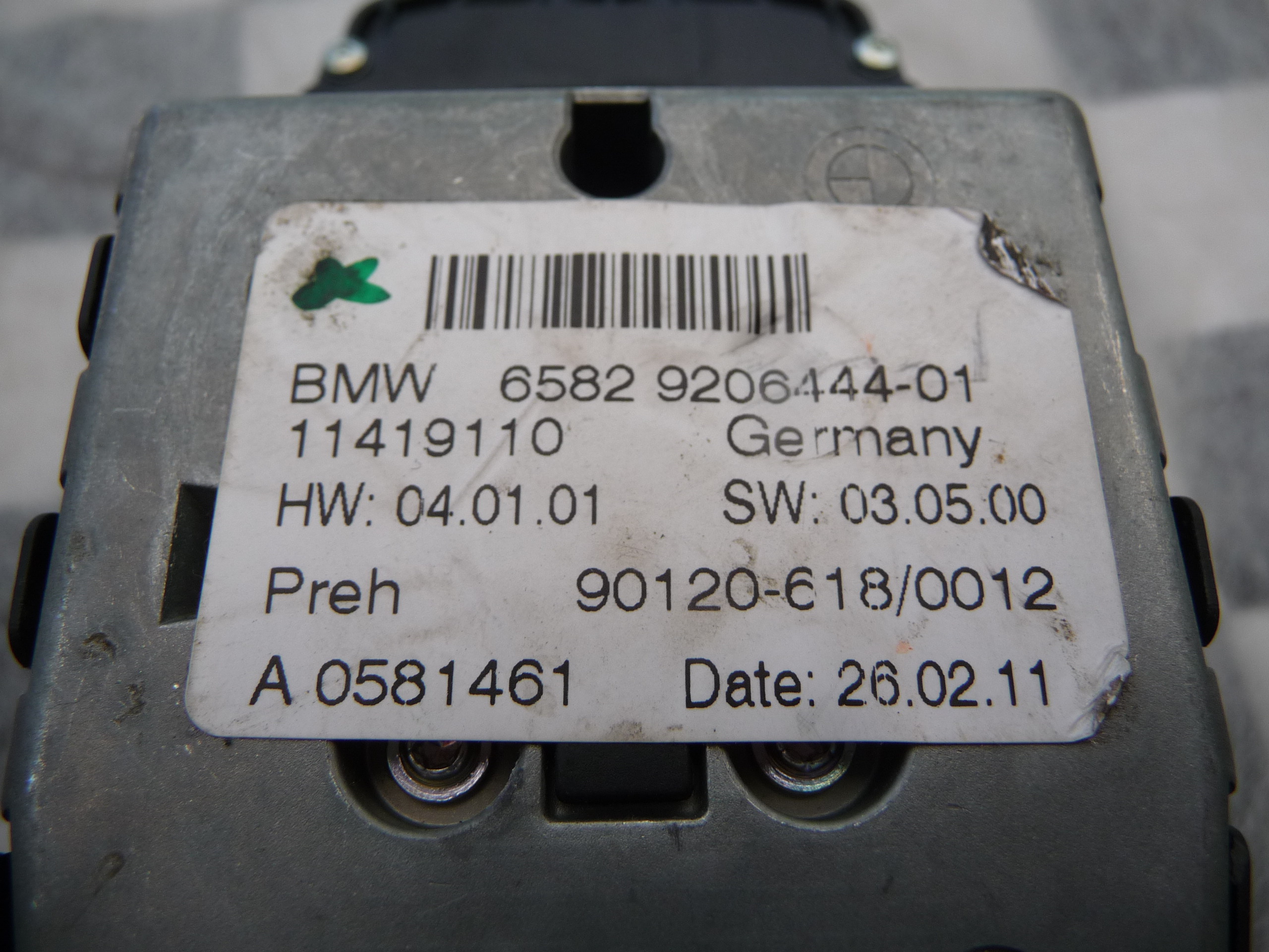 BMW 5 7 Series X3 Navigation System Controller (Paint off) 65829206444 ...