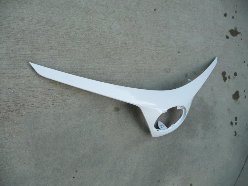 Toyota Corolla Front Radiator Upper Grille 53111-02B10 OEM A1 | LA ...