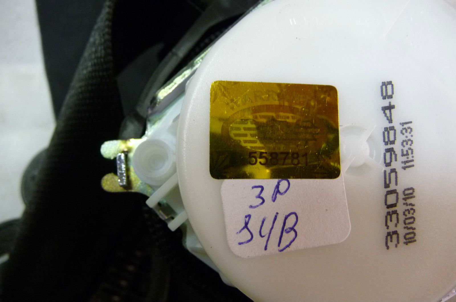 BMW 3, M3 Left Front Belt With Force Limiter Schwarz 72119117219 OEM ...