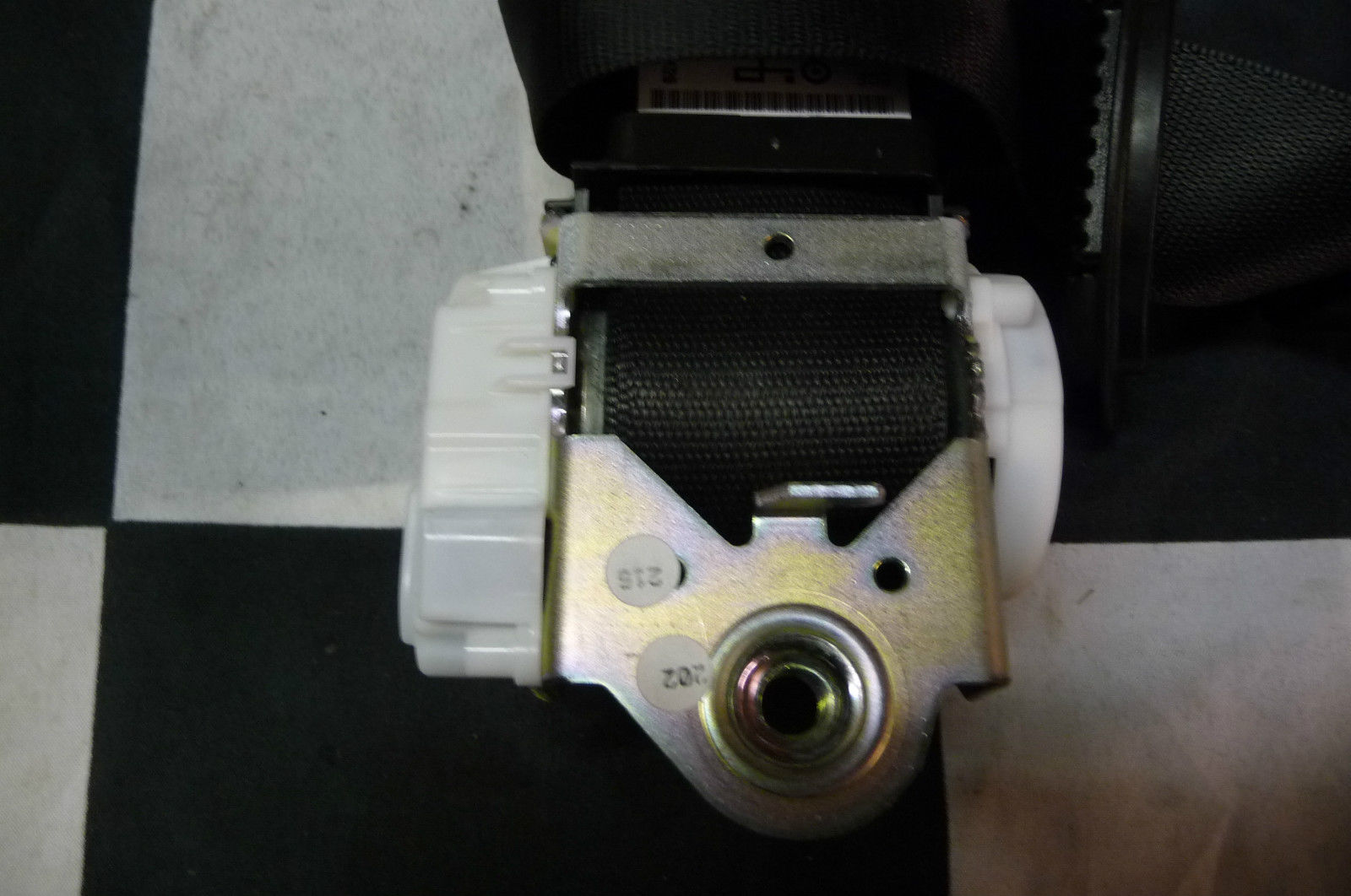 BMW 3, M3 Left Front Belt With Force Limiter Schwarz 72119117219 OEM ...