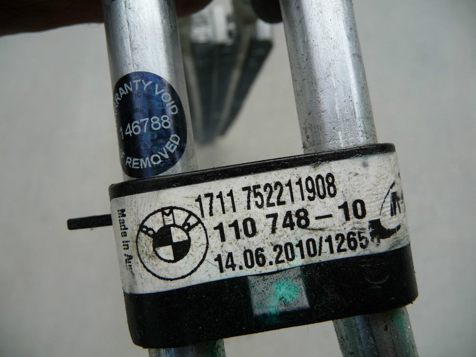 OEM BMW E82,E88,E90,E92,E93 Power steering cooler loop 17117522119 | LA ...