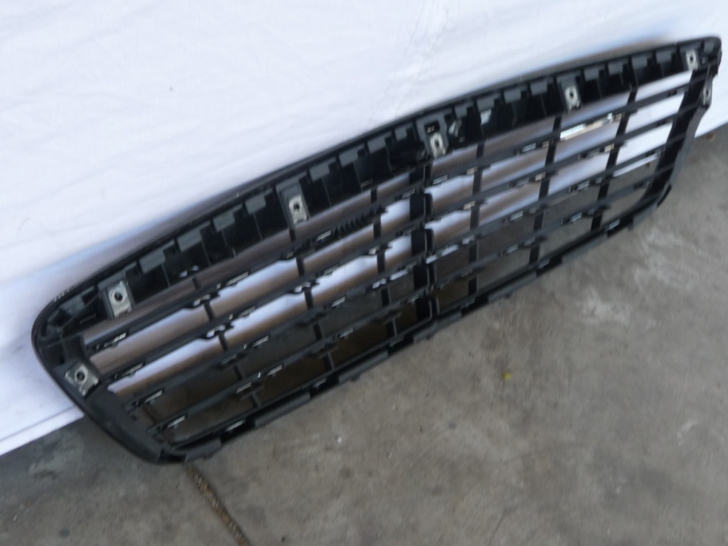 Mercedes Benz S Class W221 Radiator Grille Grill Shell 2218800083 OEM ...