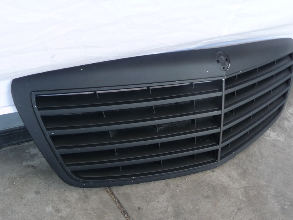 Mercedes Benz S Class W221 Radiator Grille Grill Shell 2218800083 OEM ...