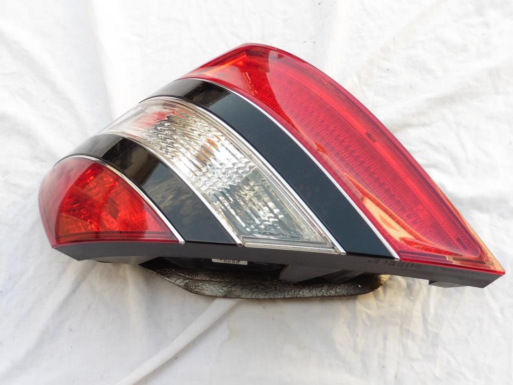 Mercedes Benz W221 S Class Rear Right Passenger Tail Light A2218200464 ...