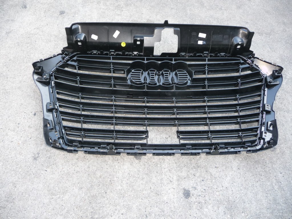 Audi A3 S3 Front Bumper Center Grille 8V5853651 OEM A1 | LA Global Parts