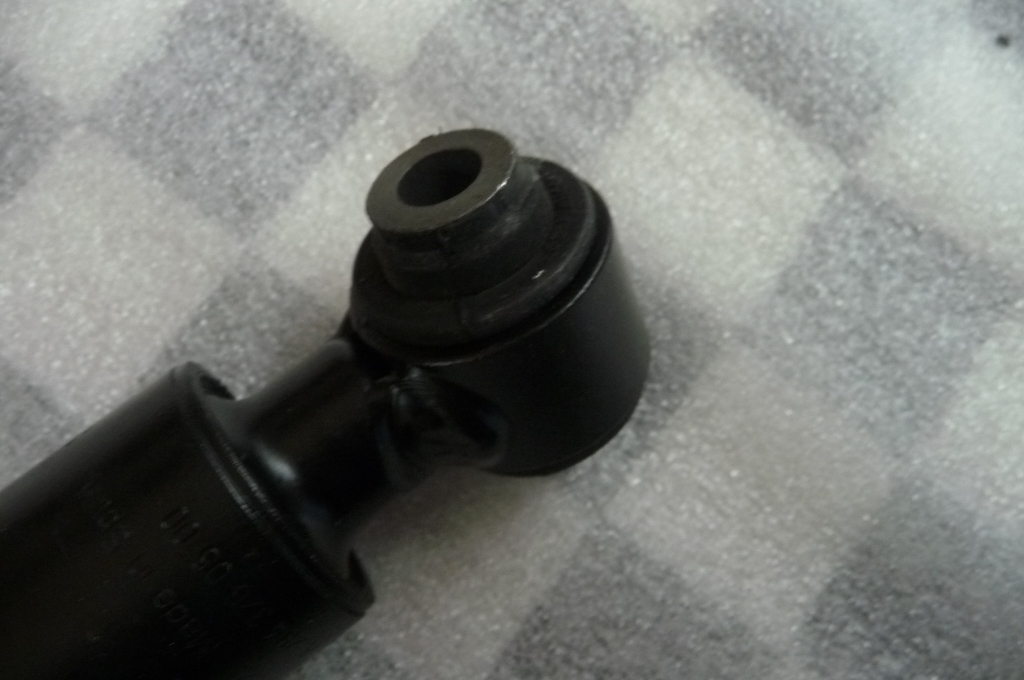 Mercedes Benz W204 C Class Rear Shock Absorber A2043260500 OEM A1 | LA ...