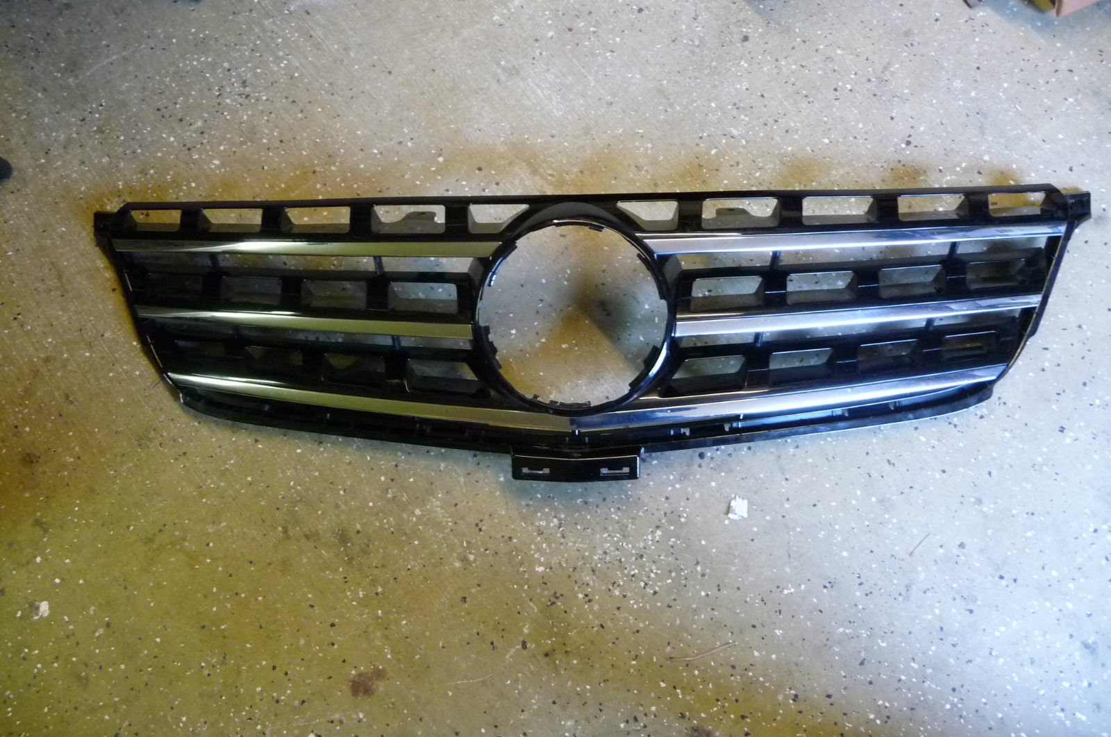 Mercedes Benz Radiator Grille Shell ML350 ML500 ML63 AMG A1668800485 ...