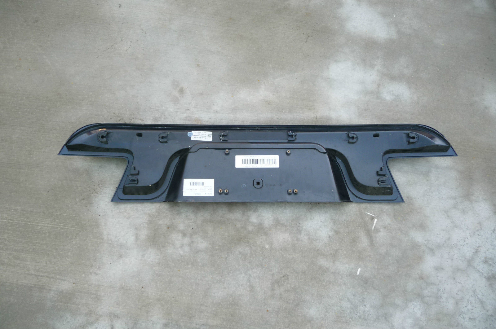 BMW 7 Series F01 Trunk Garnish Finisher Trunk Lid 51497205775 OEM OE ...