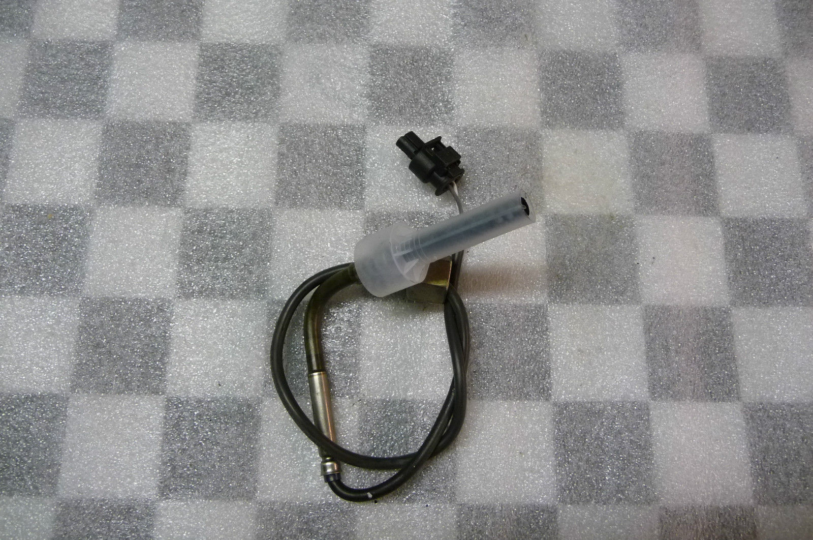 Mercedes Benz GL320 ML320 Temperature Sensor 0071538428 OEM OE | LA ...