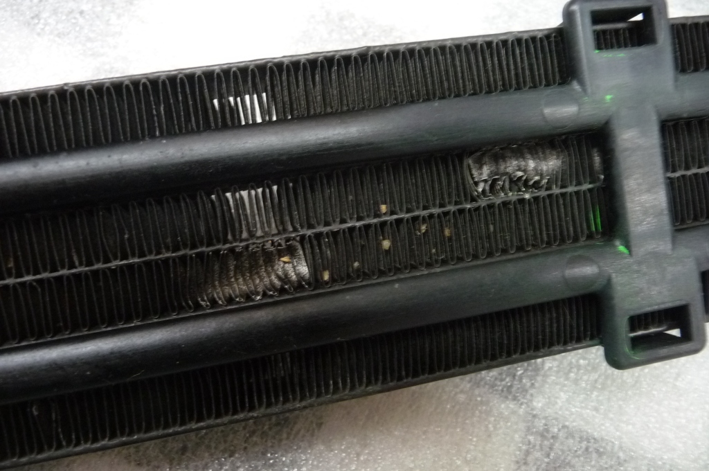 Bentley Continental GT GTC Power Steering Oil Cooler 3W0422885A OEM A1 ...