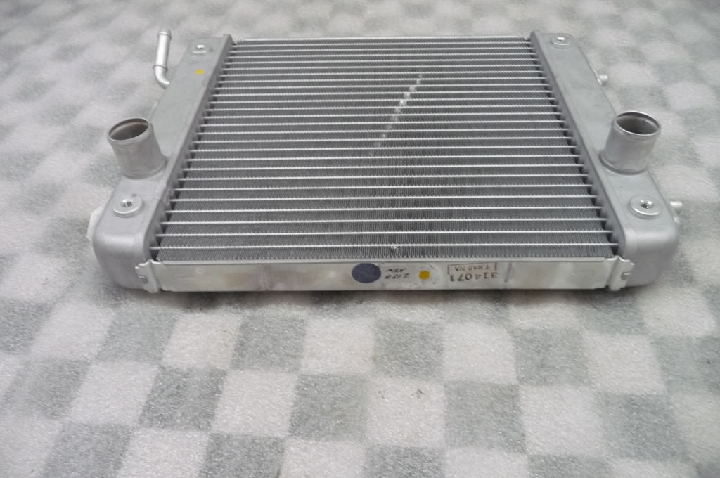 Fisker Karma Right Engine Battery Cooler Cooling Radiator C131111115202 ...