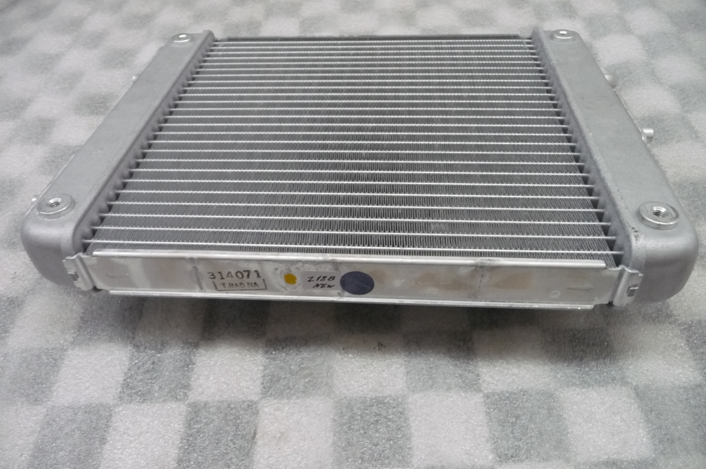 Fisker Karma Right Engine Battery Cooler Cooling Radiator C131111115202 ...
